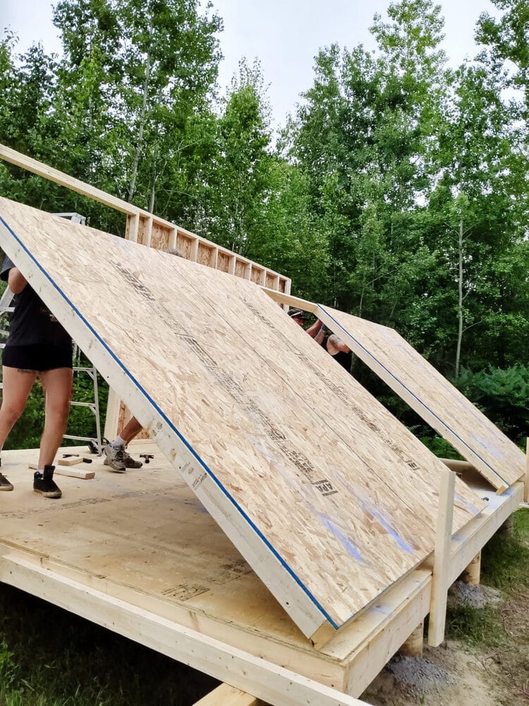 How to Frame a Tiny House - My Sisters Tiny House Build - Cottage ...